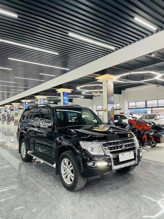 2023款三菱帕杰罗V97国六现车预售中-手机新浪汽车