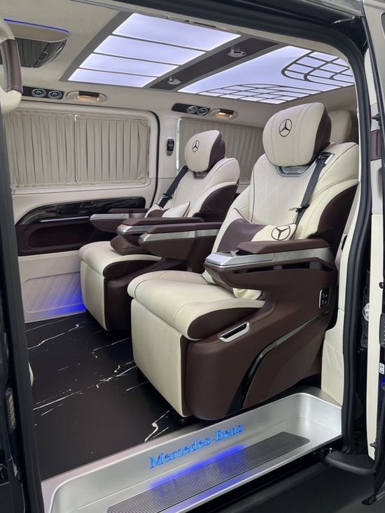 22款奔驰威霆升级迈巴赫VS680 移动堡垒-新浪汽车