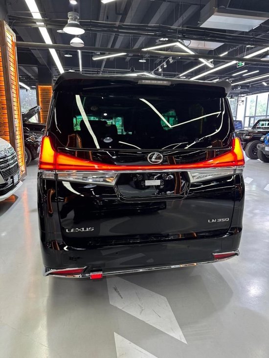 雷克萨斯LM350纯油版V6排量3.5自吸价格-新浪汽车