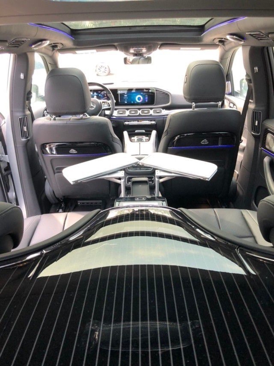 2022款奔驰GLS680港口现车配置性能详解-新浪汽车