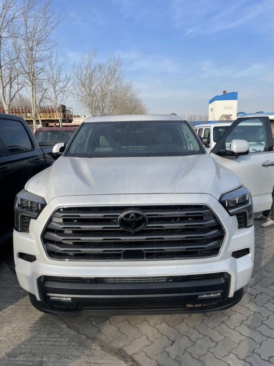 23款丰田红杉3.5TT最新行情报价-手机新浪汽车