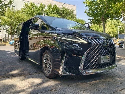 2023款雷克萨斯LM350天津港现车出售-新浪汽车