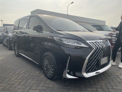 23款雷克萨斯LM300h现车MPV豪华127万-新浪汽车