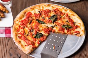 Patsy Grimaldi’s Pizzeria纽约风比萨|Patsy Grimaldi's Pizzeria|比萨|上海_新浪时尚_新浪网