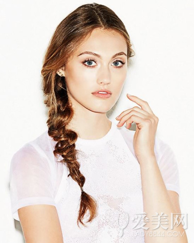 欧美简约款麻花辫 森女系小清新必备|麻花辫|欧美风|森女_新浪时尚_新浪网