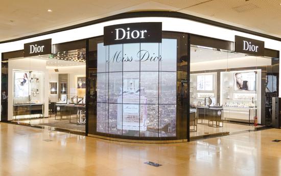 2015 Miss Dior迪奥小姐香水奢华时装版|迪奥|香水_新浪时尚_新浪网