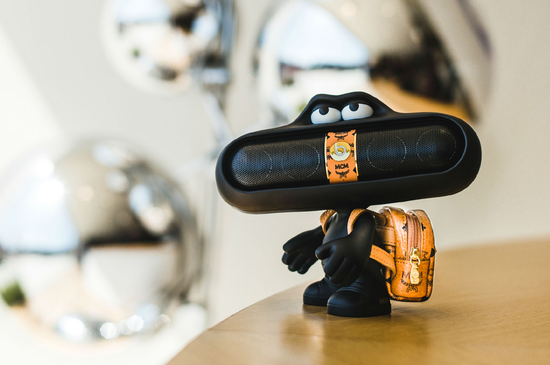 Beats与MCM联手 推限量珍藏系列耳机|Beats|MCM|耳机_识趣_新浪科技_新浪网