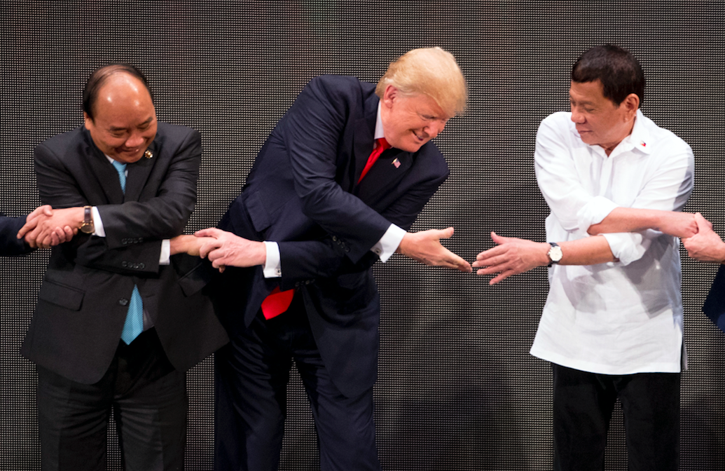 多次拒绝美国示好 杜特尔特密集力挺中俄杜特尔特特朗普新浪新闻