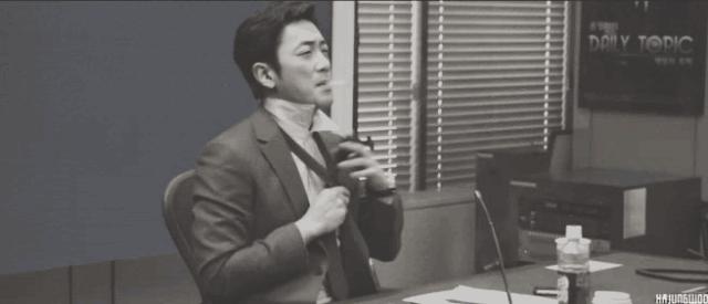 赵薇都为他的画点赞！韩国影帝河正宇画画：只为追求内心宁静|河正宇|影帝|演技_新浪新闻