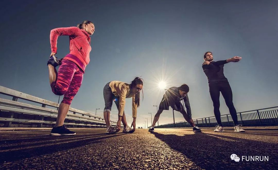 如何进行训练前的热身？怎样判断热身好了？