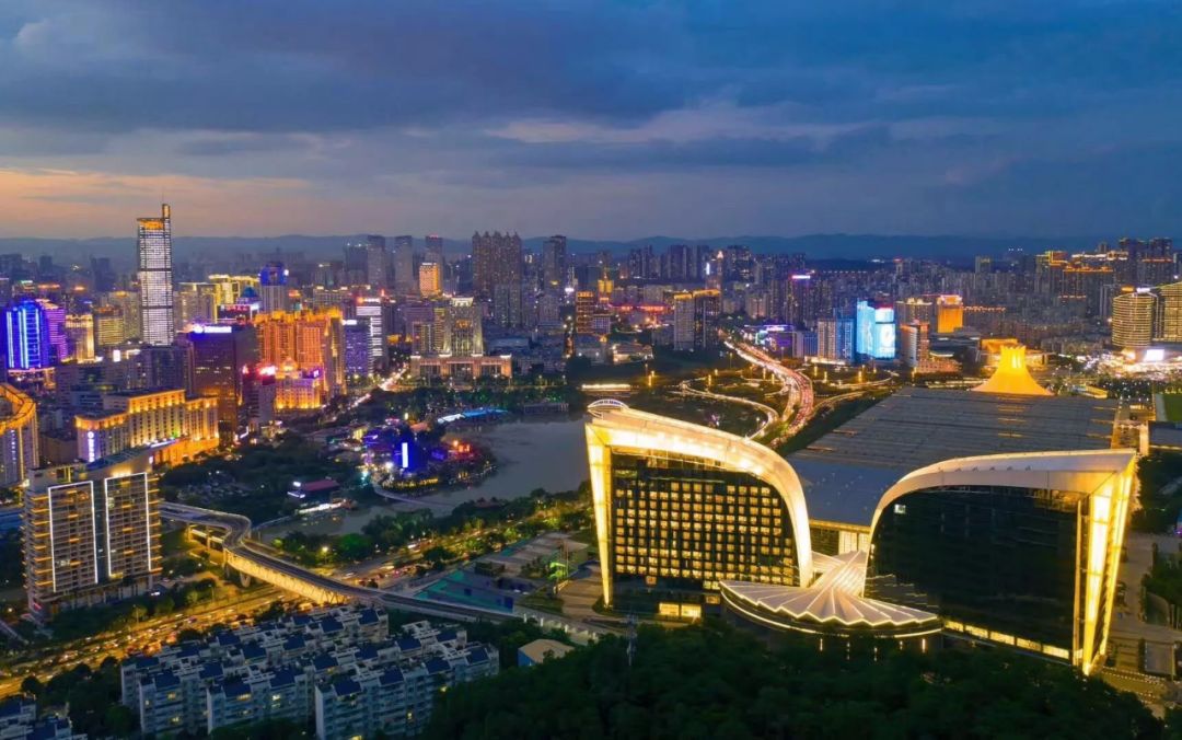 今日歌曲《绿城花雨》| 庆祝改革开放40周年城市歌曲大展《我的城市我的歌》