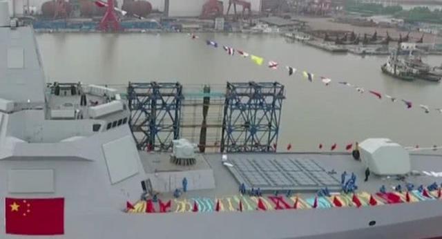 055不仅战斗力超群 正以下饺子班的速度飞速建造着_手机新浪网