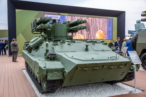 俄新型近程防空系统首秀：特别适合复杂电磁环境下作战|导弹|松树|防空_新浪军事_新浪网