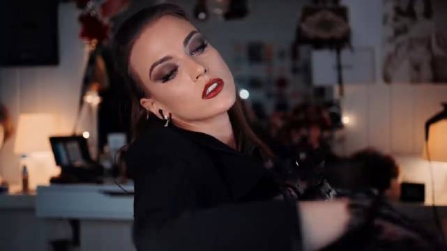 ASMR Gina Carla_手机新浪网