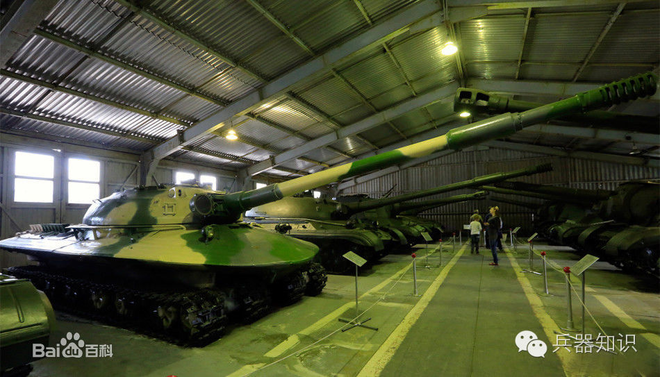 拥有四条履带能抵抗核爆炸的苏联279工程坦克