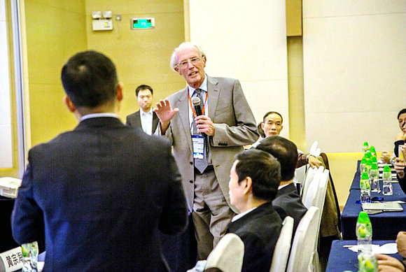 正反争锋，大咖论道：2016国际胃肠肿瘤高峰论坛暨广东省医师协会微创外科医师分会年会举行_新浪新闻