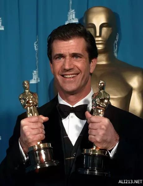 美媒评好莱坞10位顶级动作影星 第一真的无敌了！_新浪游戏_手机新浪网