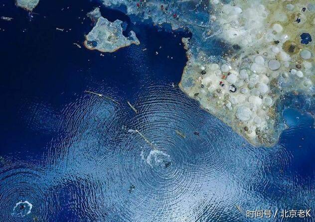 被腐蚀的采盐人，每天为了赚60元，眼睛腐蚀瞎了，耳朵变聋了！|耳朵|眼睛|盐湖_新浪财经_新浪网