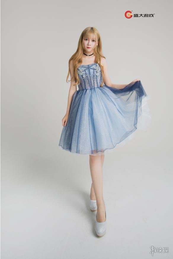 CJ2017：盛大Showgirl高清女神美照流出 这胸器火力十足_新浪游戏_手机新浪网