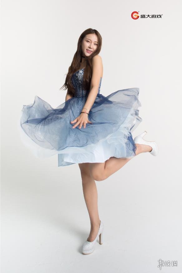 CJ2017：盛大Showgirl高清女神美照流出 这胸器火力十足_新浪游戏_手机新浪网