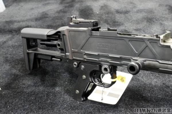 钢铁胜过钛合金 巴雷特公布M240LWS通用机枪_手机新浪网