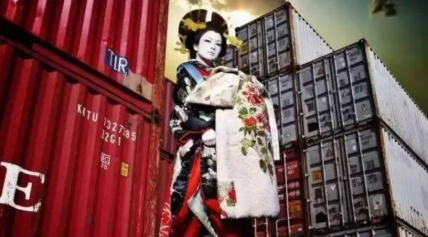 椎名林檎在日本是一位怎么样的歌手？|日本文化|椎名林檎|音乐|苹果_新浪新闻