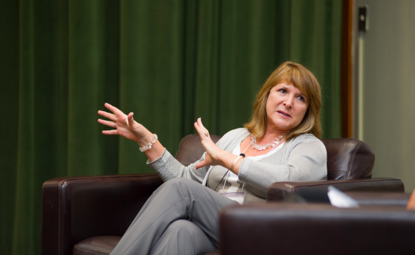 前苹果副总裁Heidi Roizen：20-40-60法则__财经头条__新浪财经