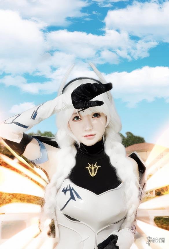 韩国第一美女Yurisa晒《崩坏学园3》琪亚娜美照COS_新浪游戏_手机新浪网