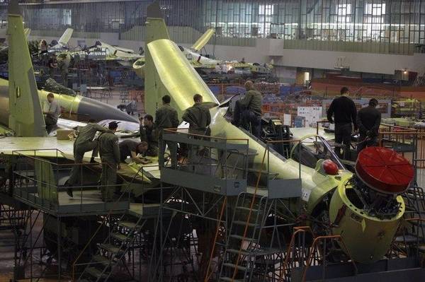 苏-30SM量产突破一百架：用印度的钱造俄罗斯战斗机_手机新浪网