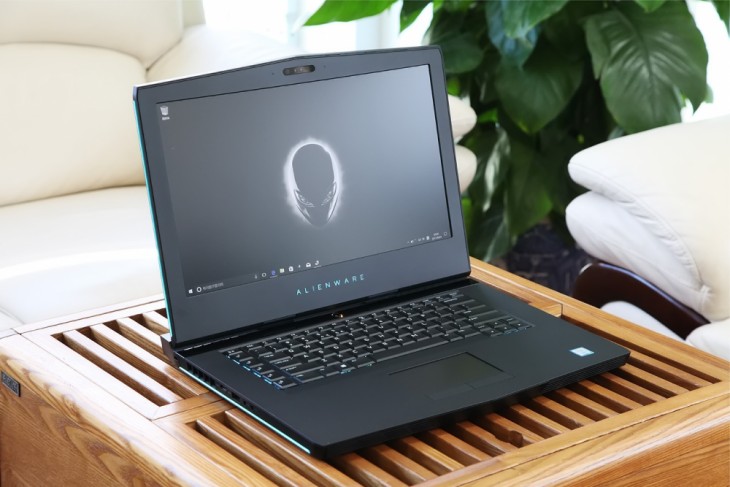 打造游戏本颜值新高度 Alienware 15 R3游戏本评测