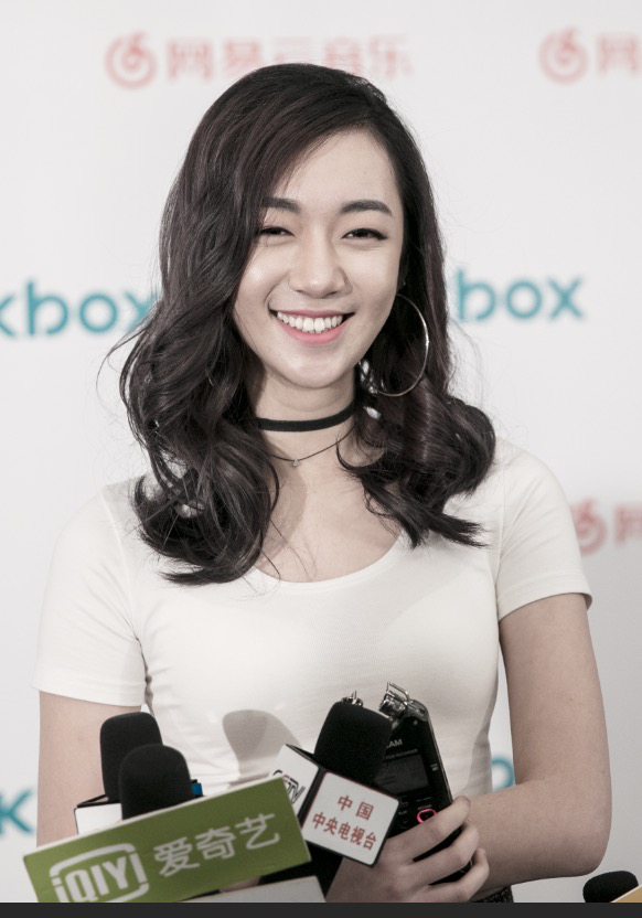 Julia Wu：喜欢用网易云音乐与粉丝互动 近期会拍MV_手机新浪网