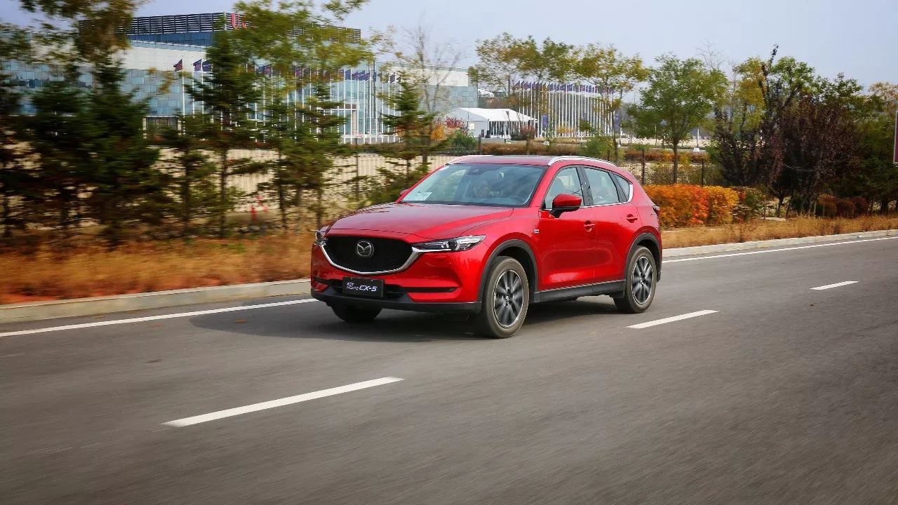 试驾丨发扬长处改进不足，第二代CX-5的思路很明确-新浪汽车