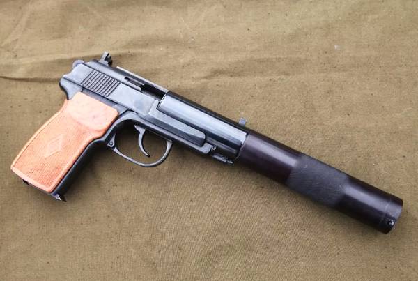 自带消声的手枪，马卡洛夫PB6P9微声手枪！_手机新浪网