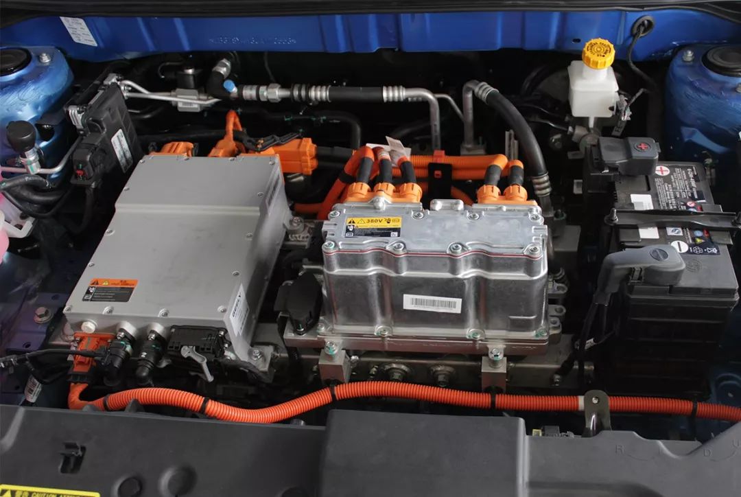 续航再度提高 吉利帝豪EV450正式上市-新浪汽车