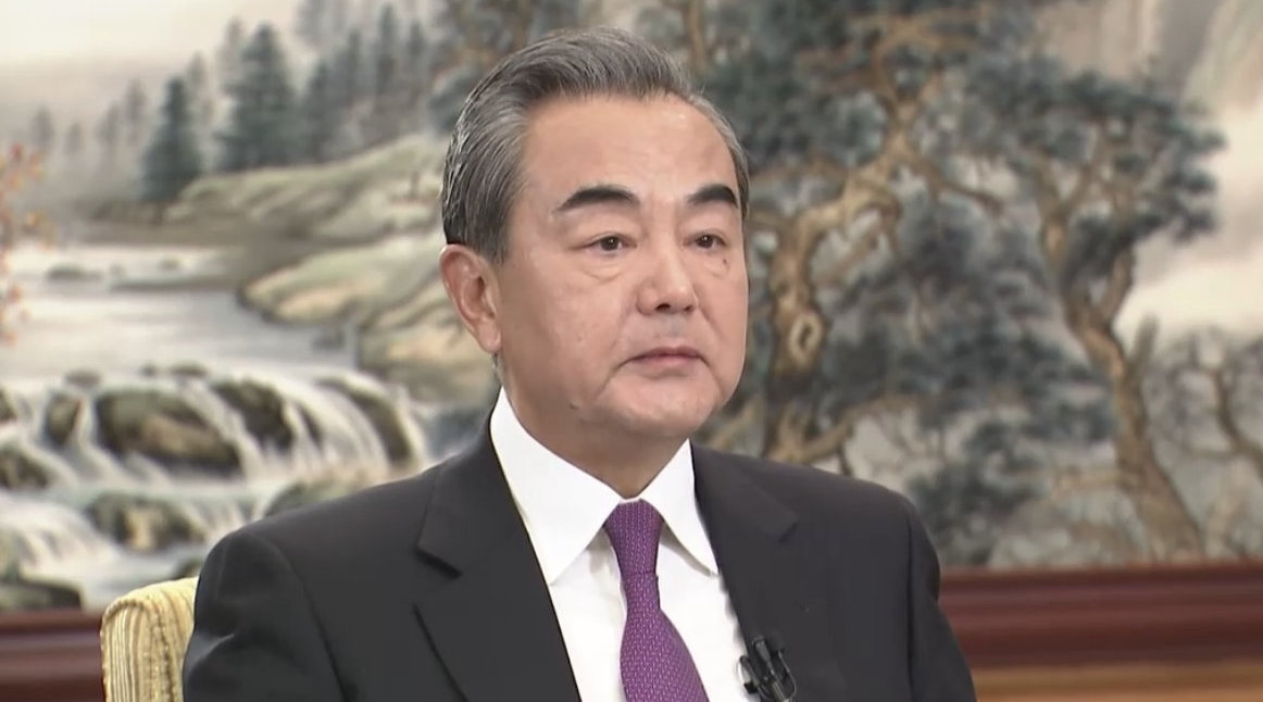 外交部部长王毅接受CGTN专访_手机新浪网