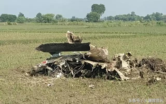 缅甸2架歼7飞行员跳伞后被摔死，都是弹射座椅惹得祸？_手机新浪网