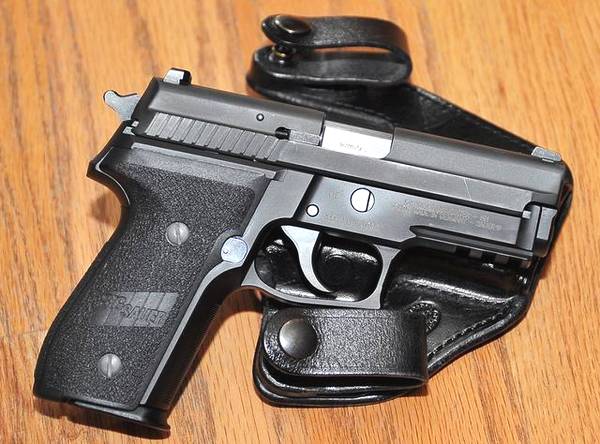 一个小小的改动 使它成为世界明枪 美国特勤人员人手一把_手机新浪网