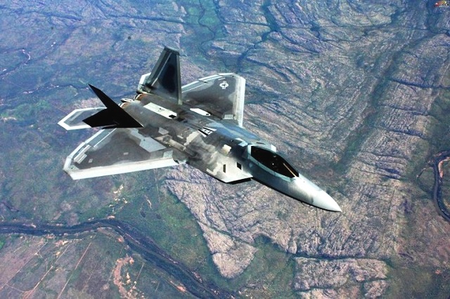 没有DSI进气道却能隐身，F22掌握核心科技？实际用了土办法_手机新浪网