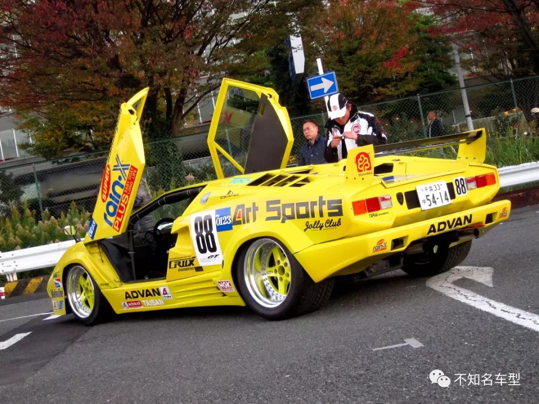 仅在日本参赛的兰博基尼康塔什赛车-新浪汽车