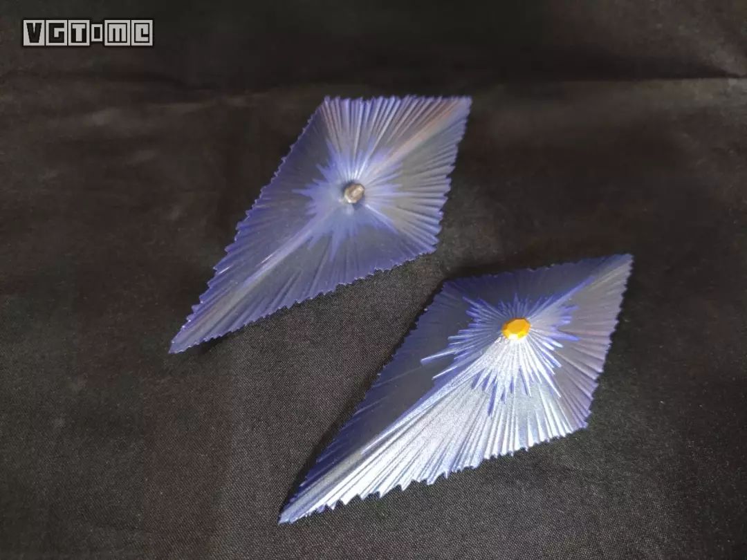 体现ZAFT理想的真红之翼：METAL ROBOT魂命运高达简评