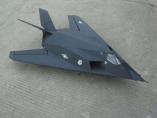 隐身功能强悍的F-117为何提前退役了？这里告诉你原因_手机新浪网