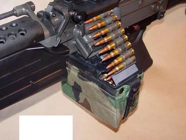 CS的B51“大菠萝”是什么枪？美军现役机枪中国也在生产？｜轻武专栏