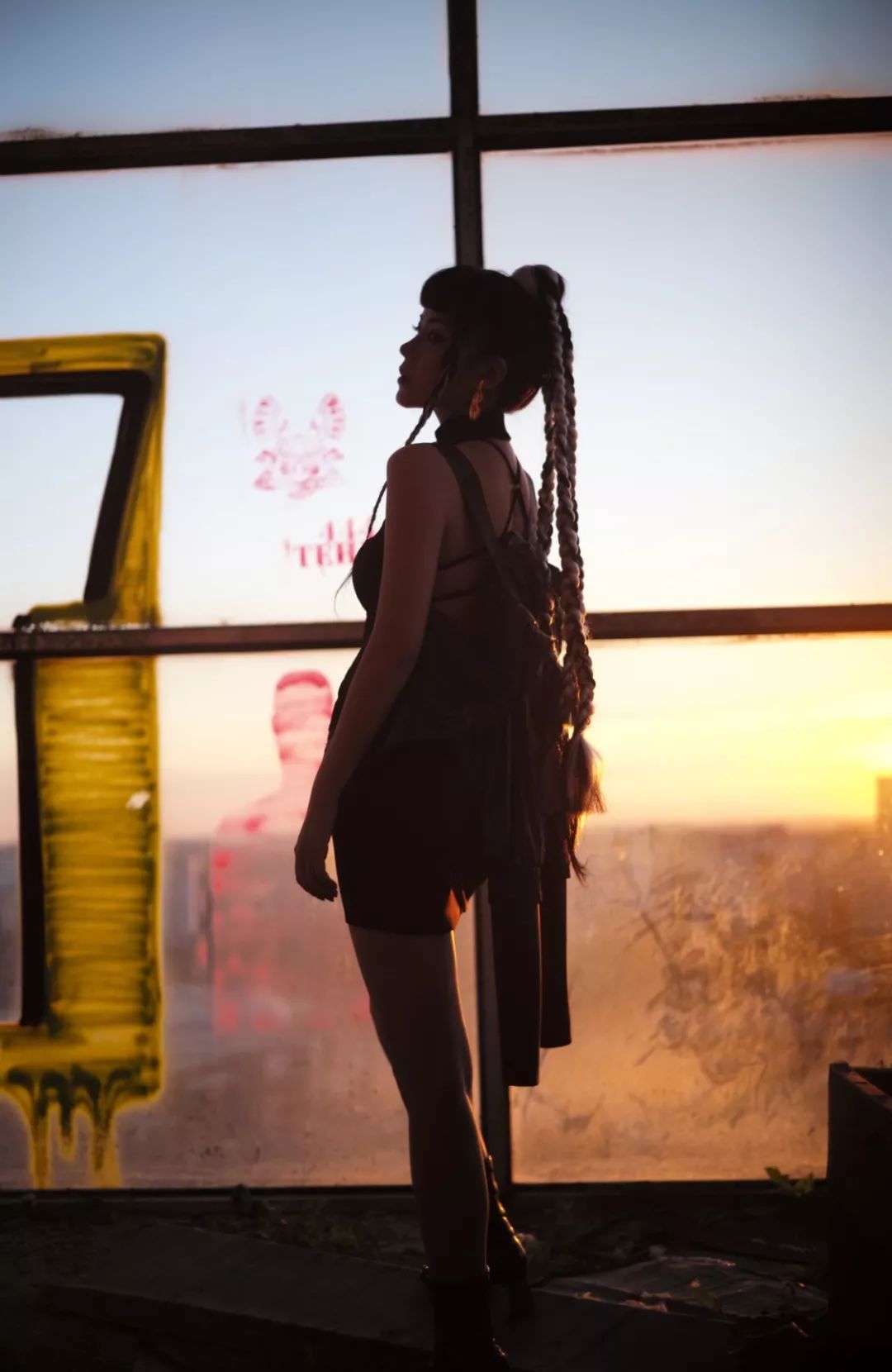 厦门草莓 | 朱婧汐Akini Jing乐队首登全新草莓电子舞台