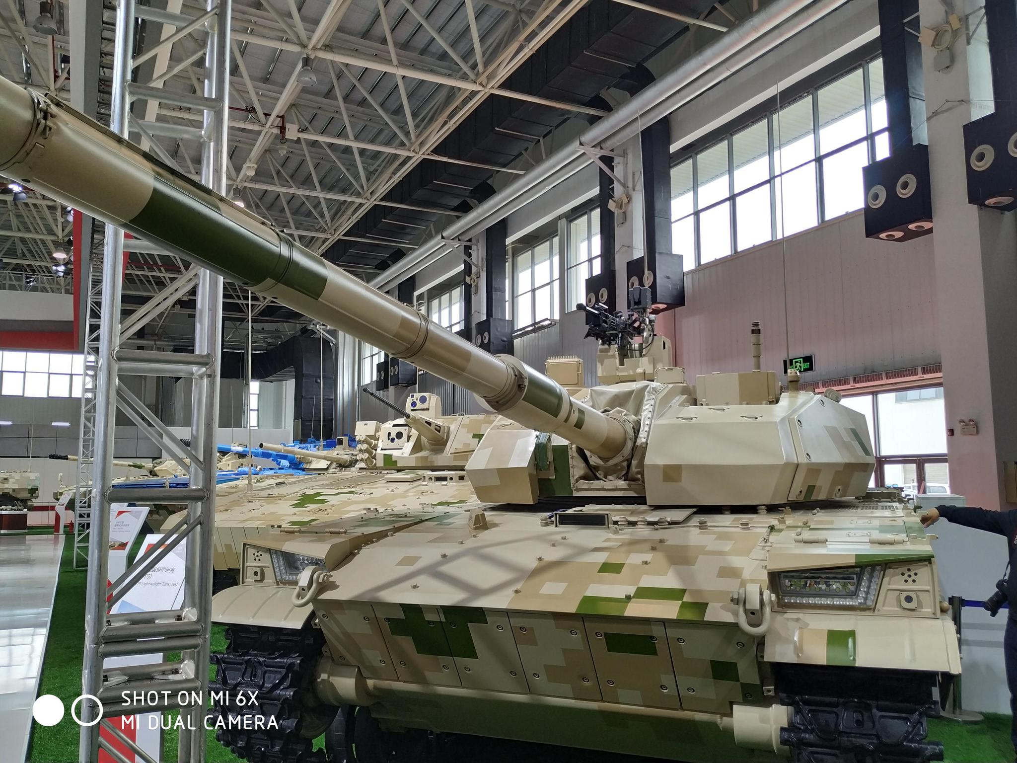 大国装甲：火龙480 轮式155亮相珠海|观察者网|火龙|轮式_新浪新闻