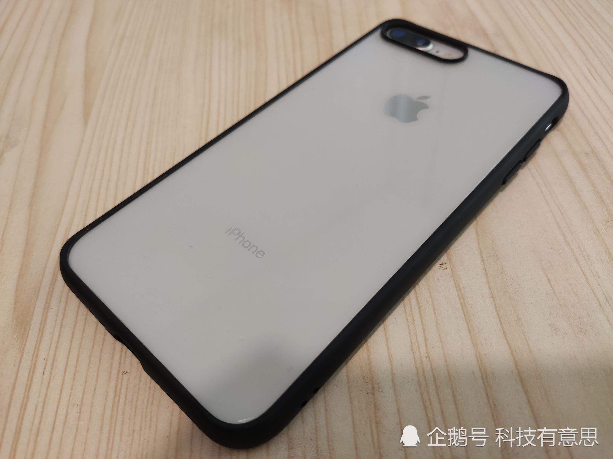 iPhone8P运行iOS13体验：优点比缺点多 最好别升级_手机新浪网