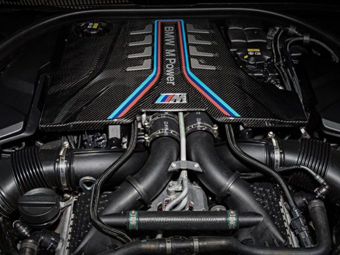 6.6T V12已成过去式！宝马新款M7，换搭4.4T V8引擎，售价要下调？-新浪汽车