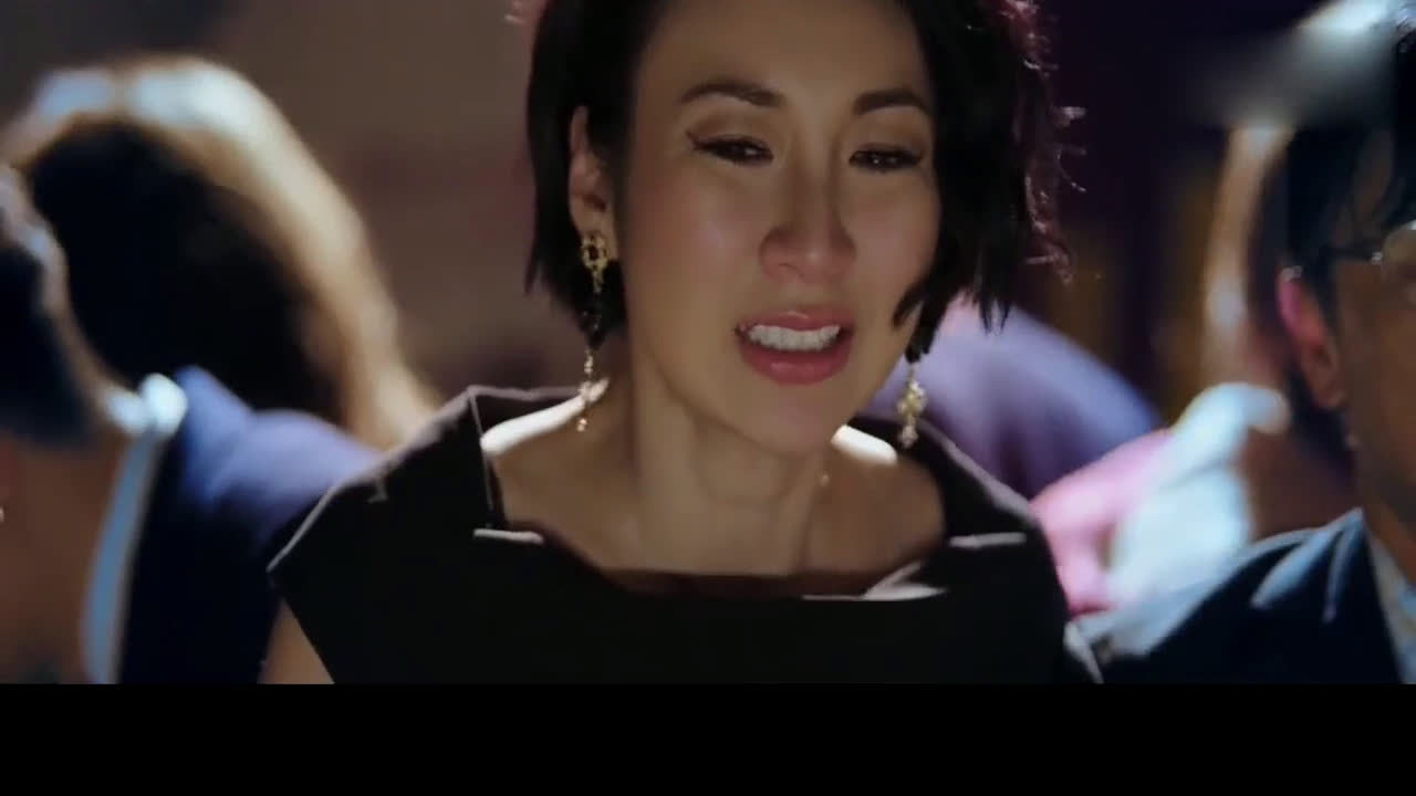 美女竟是变性人,小兄弟都还没阉割,男子对她迷恋不已,口味真重手机新浪网