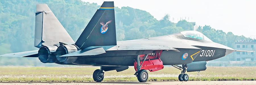 中国的FC31战机处在一个怎样的水平？专家这么分析的_手机新浪网