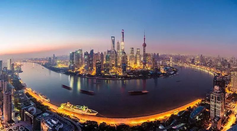 1分钟看遍浦东28年！陆家嘴、C919大飞机、上海自贸区、洋山港、DIOR高定秀，还有......|陆家嘴|浦东|上海自贸区_新浪新闻