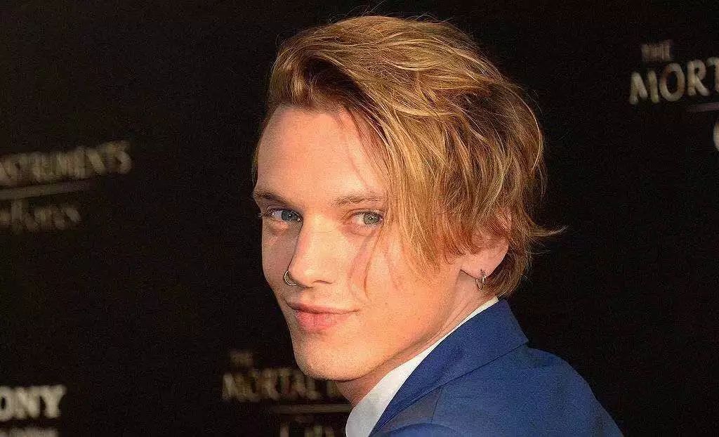 邓布利多的爱情：唯有彼此亏欠，才能藕断丝连